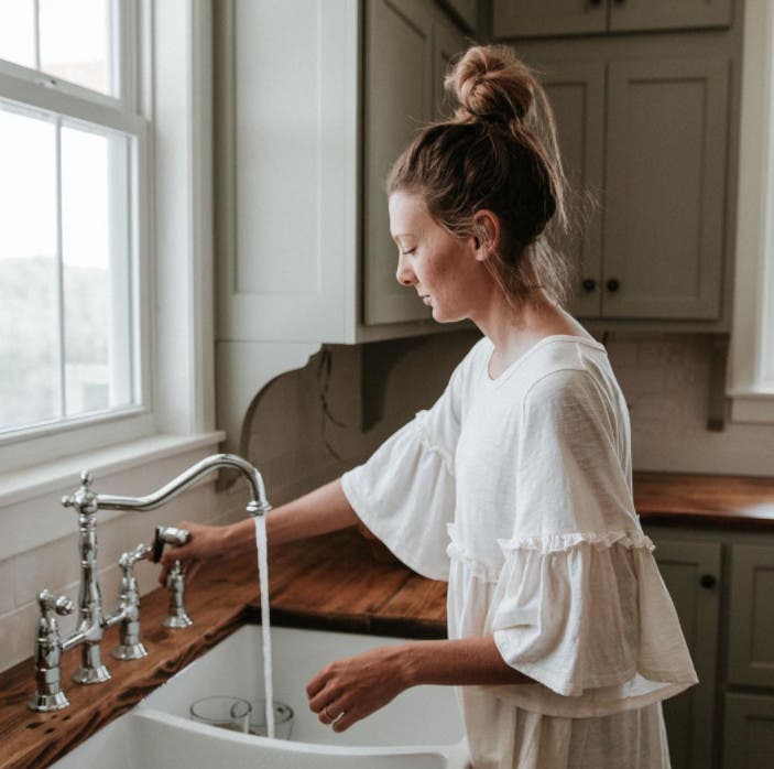 Kingston Brass' 10 Best Bridge Kitchen Faucets | KINGSTON Brass