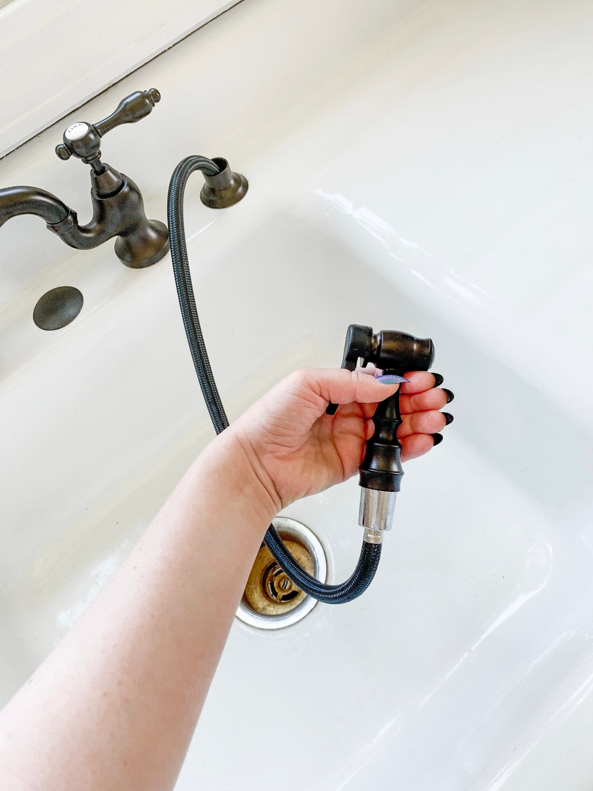 Side Sprayers or Pull-Down Sprayers? | Kingston Brass
